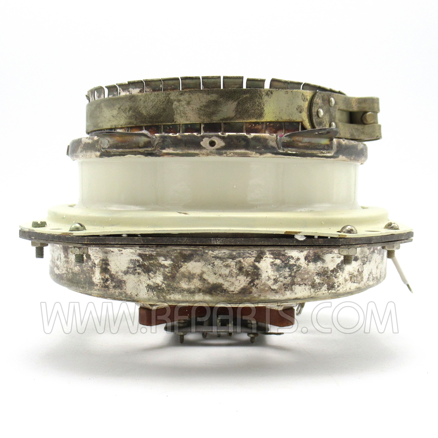 SK84 Tube Socket for GU84B, Low Hour Pull